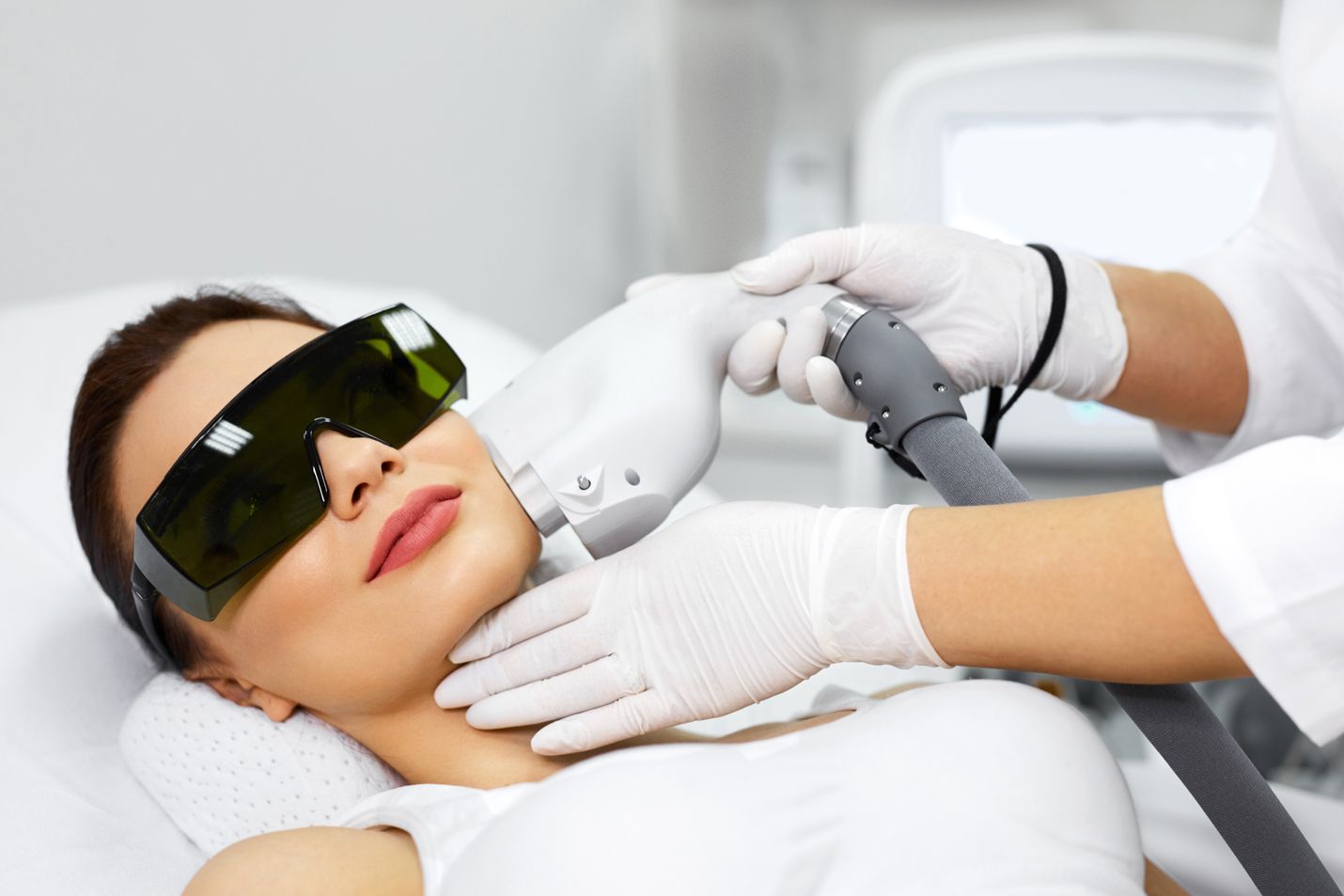 Upper Lip Hair Removal: Threading vs. Laser - Which is Right for You?