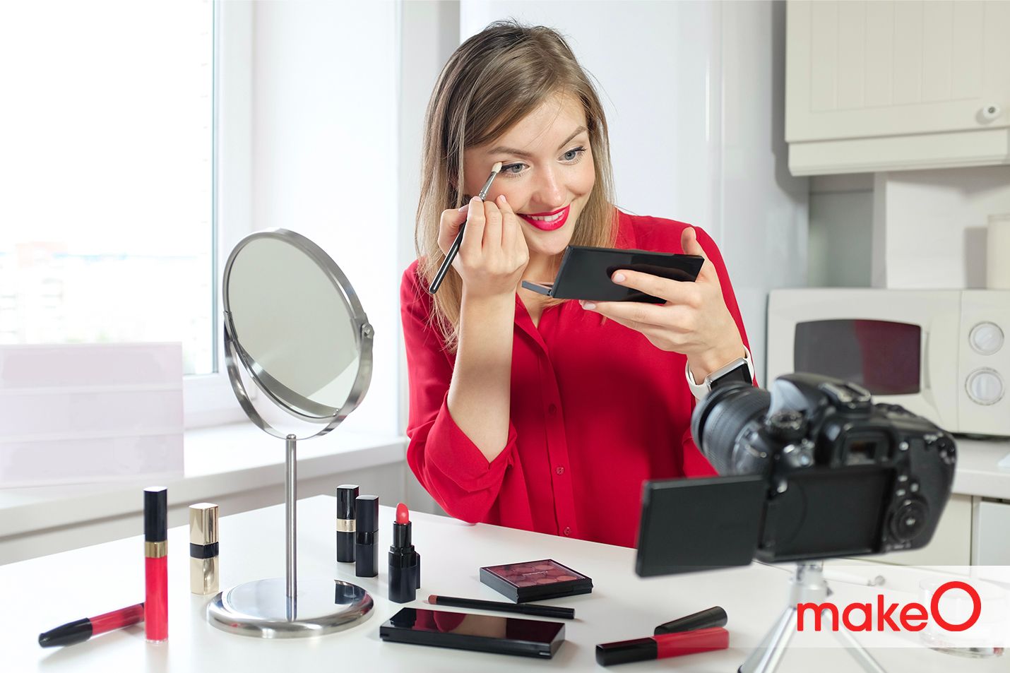 Tips to apply makeup on Acne prone skin | makeO skinnsi