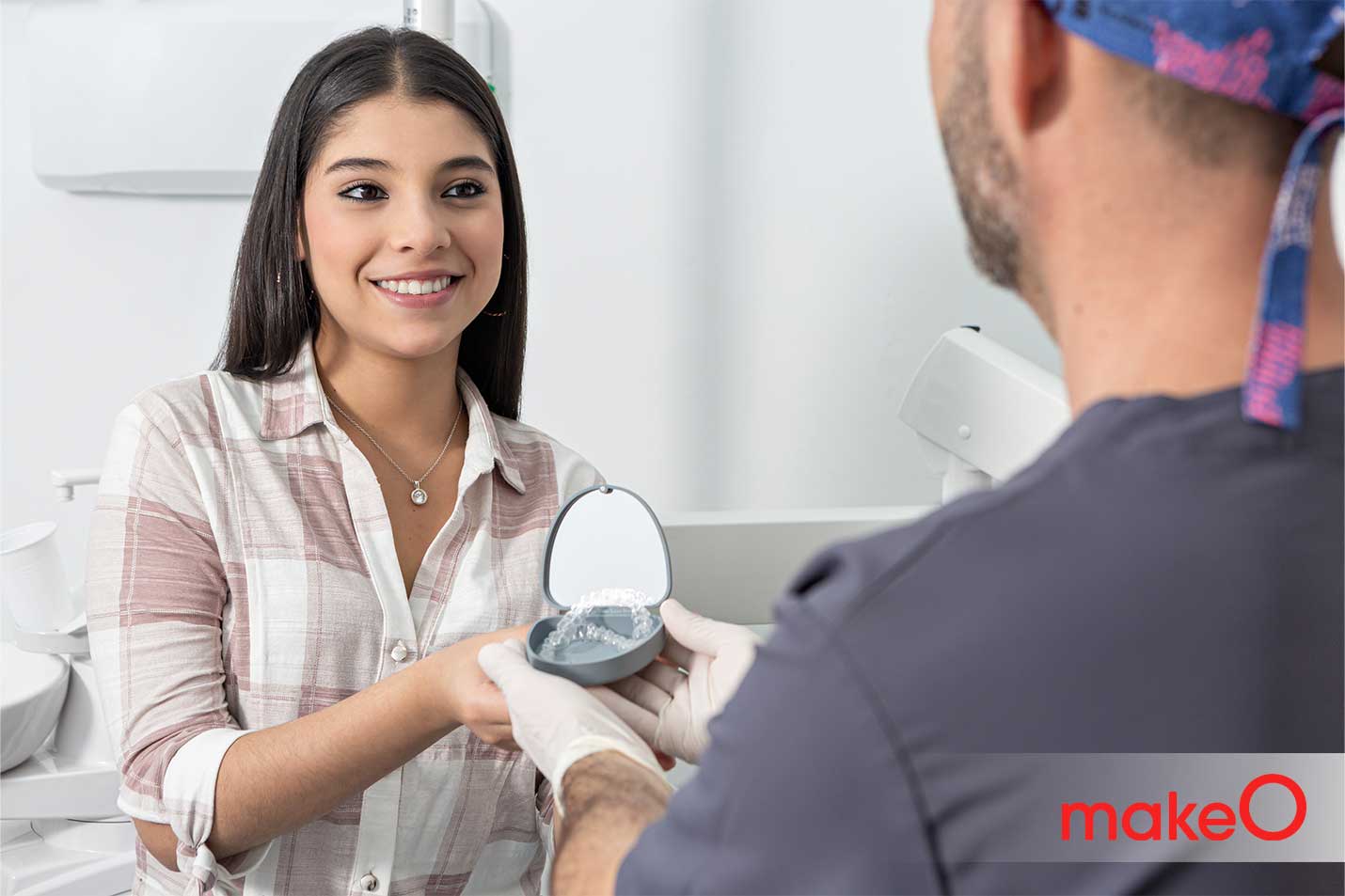 Important Tips To Keep Your Retainers Safe During Travel