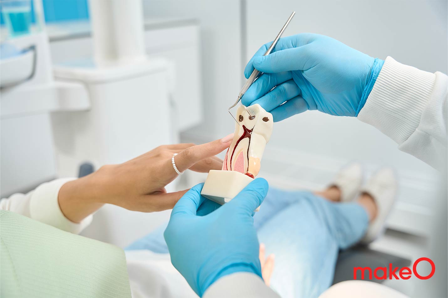 Painful teeth after eating sweets? Here’s why that’s happening